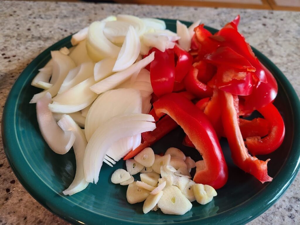 Sataras (Croatian Tomato & Pepper Stew) – Croatia – Cooking With Alisa