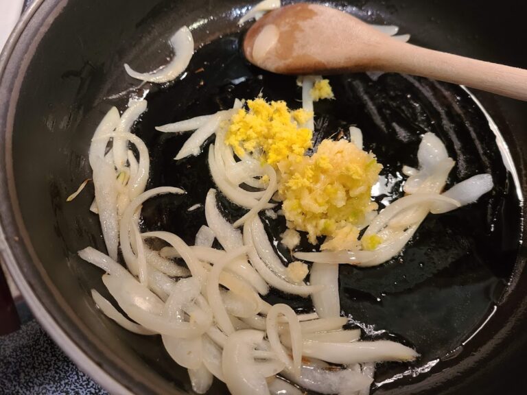 Fassolia (Ethiopian Green Beans and Carrots) – Ethiopia – Cooking With ...