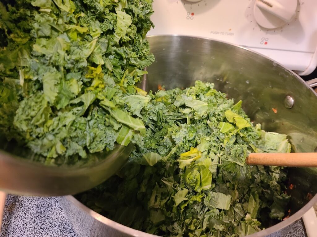 Gomen (Ethiopian Sauteed Greens) – Ethiopia – Cooking With Alisa