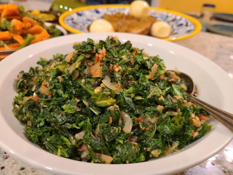 Gomen (Ethiopian Sauteed Greens) – Ethiopia – Cooking With Alisa
