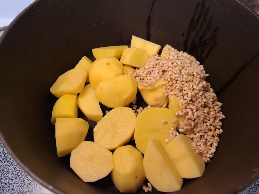 Mulgi Puder (Estonian Potatoes & Barley) – Estonia – Cooking With Alisa