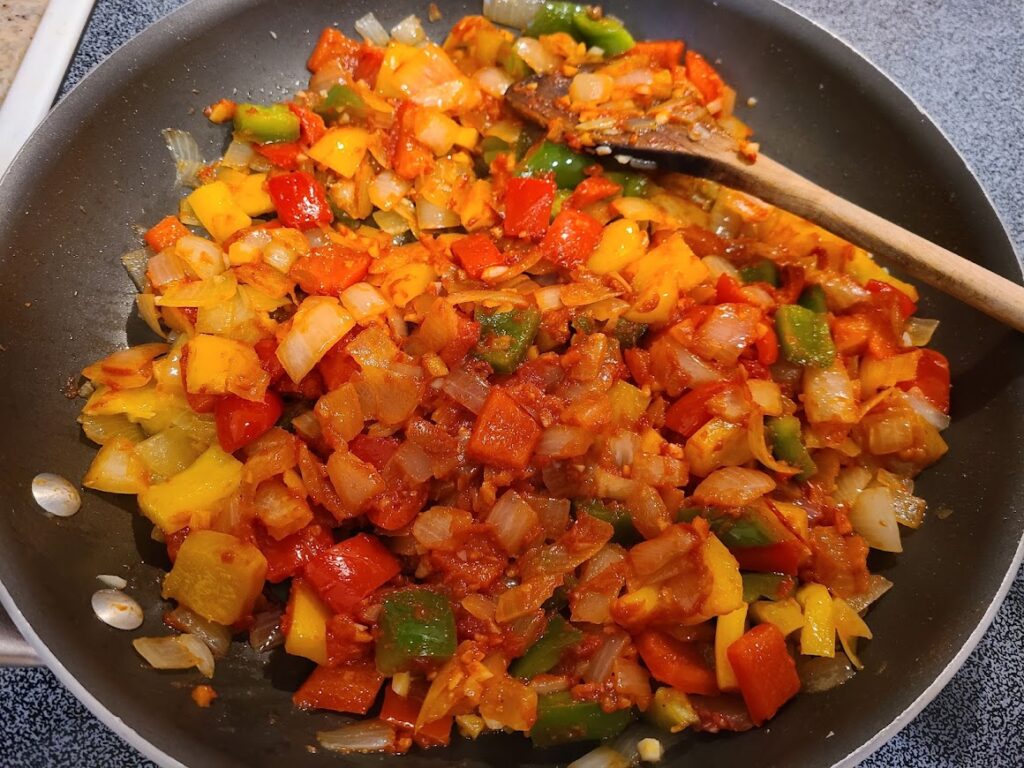 Chakshuka (Eggs simmered in peppers & tomatoes) – Israel – Cooking With ...